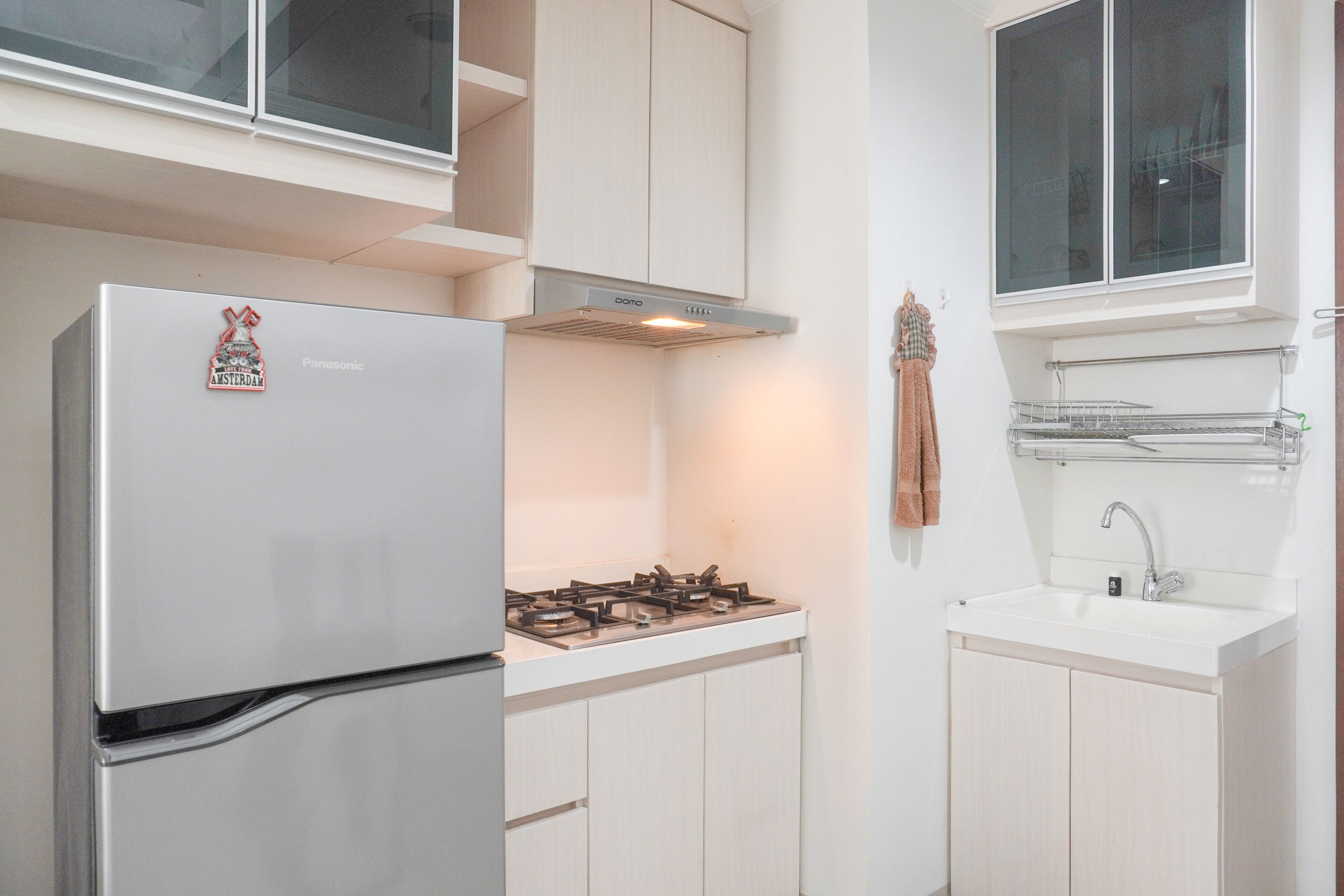 Apartamento | Cozinha privada | Um frigorífico/congelador grande, uma placa de cozinha 