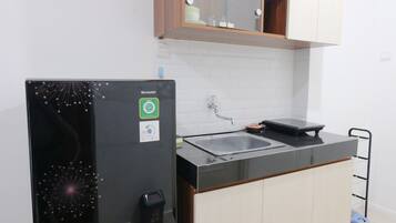 Estúdio | Cozinha privada | Um frigorífico/congelador grande, uma placa de cozinha