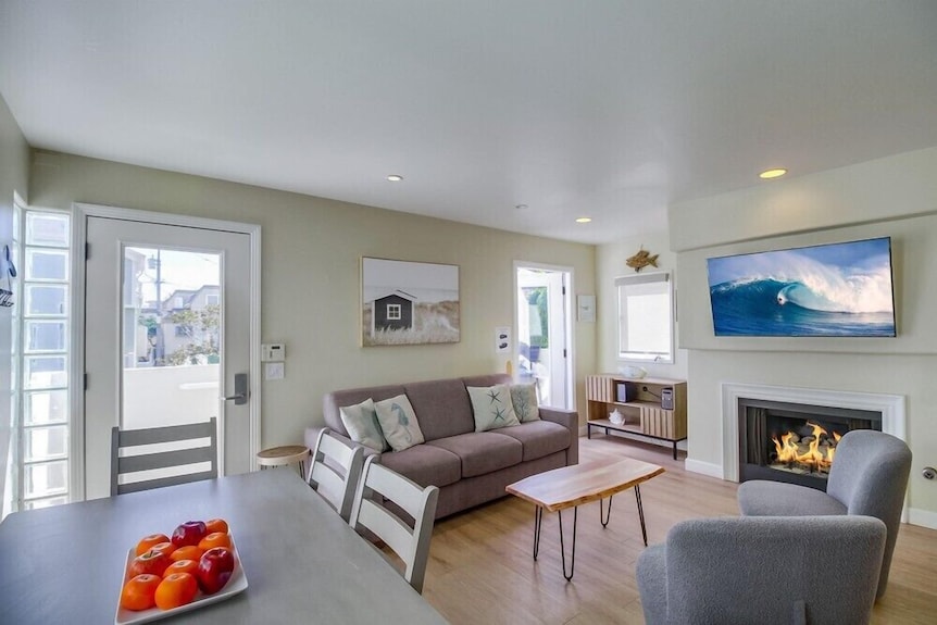 Steps To Bay & Ocean * Sky Deck + 3 Outdoor Patios - Pacific Beach - San Diego