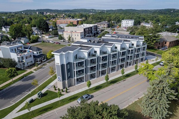 539 Bay St. Lake View Condo Unit 104e - Interlochen, MI