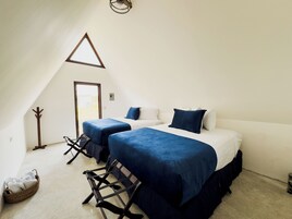 Quarto Duplo Tradicional | Roupa de cama fornecida 