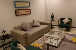 Televisor LCD de 32 polegadas com canais por cabo