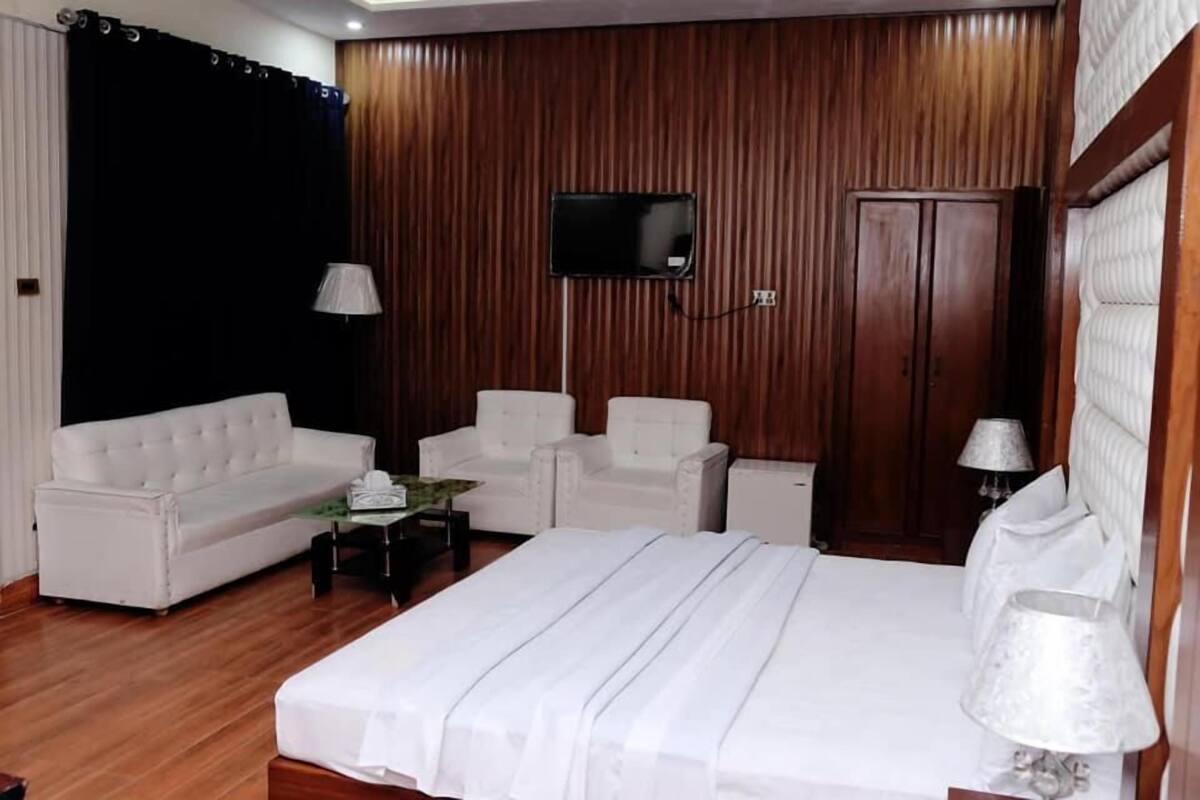 Quarto Duplo Deluxe | Quartos insonorizados, ferro/tábua de engomar, Wi-fi grátis