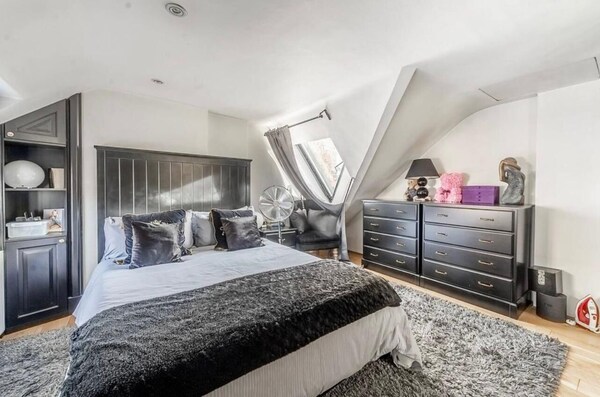2 Bed Flat - Sleeps 4 - Balcony - Wifi - Londres