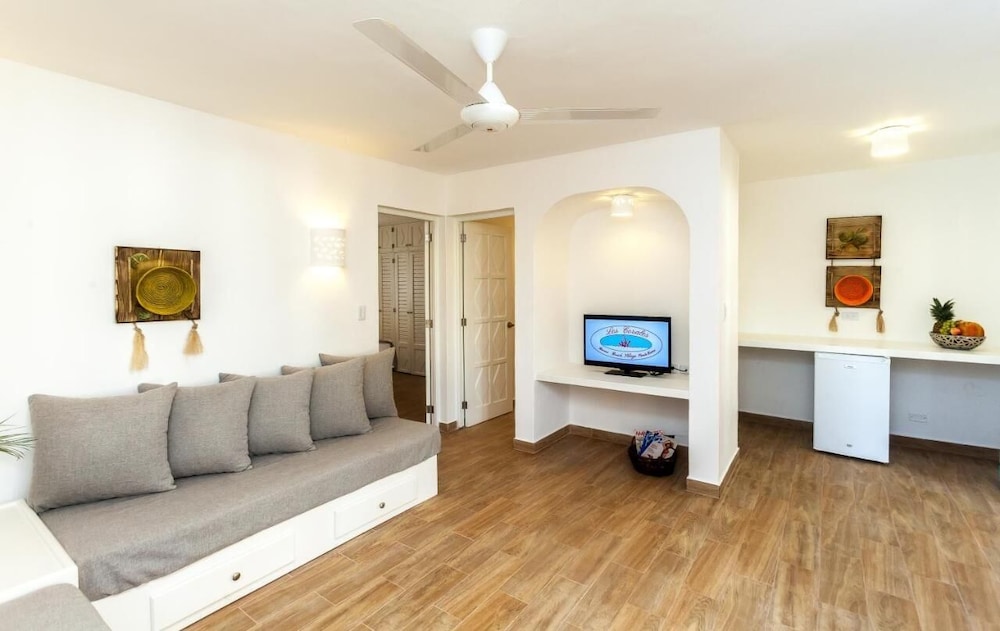 Beachfront Premium 1br Suite Ground Floor - Los Corales Beach Village #21 - Punta Cana