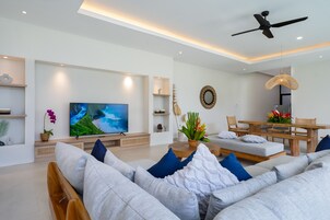 Televisor LED de 40 polegadas com canais via satélite 