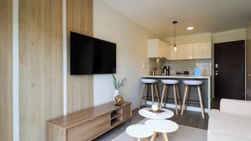 Estúdio (1402A) | Sala de estar | Smart TV de 40 polegadas com canais por cabo