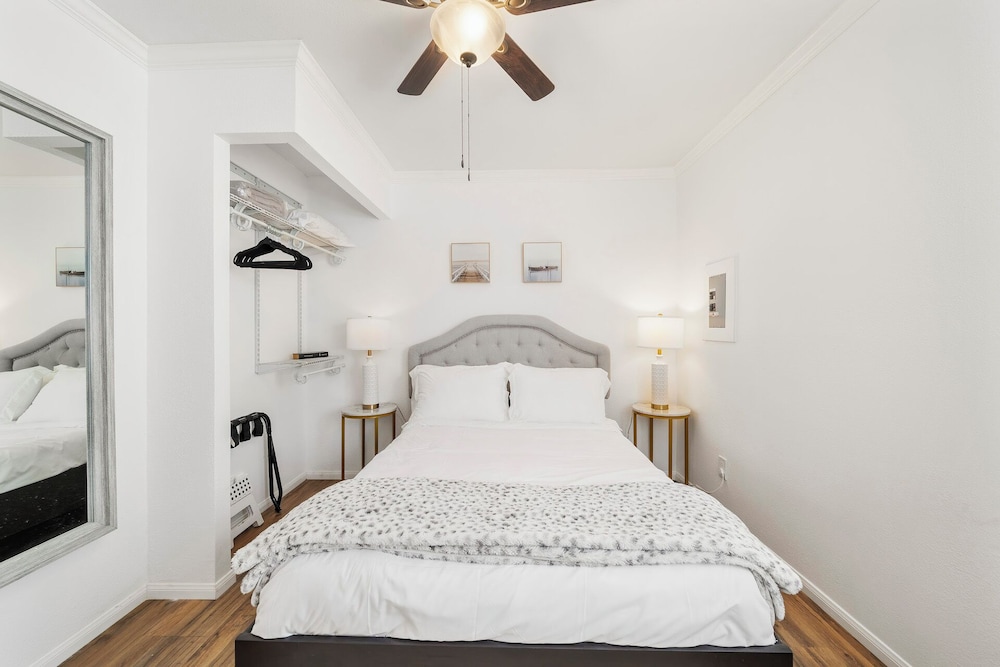 The Farm Cottage - Temecula Valley - Perris, CA