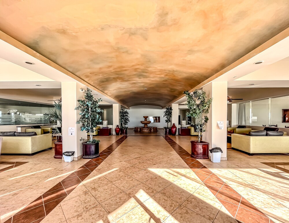 Dreamy-Calafia Condo-BeachAccess-11thFLR-Rosarito - Ensenada | Vrbo