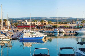 Marina