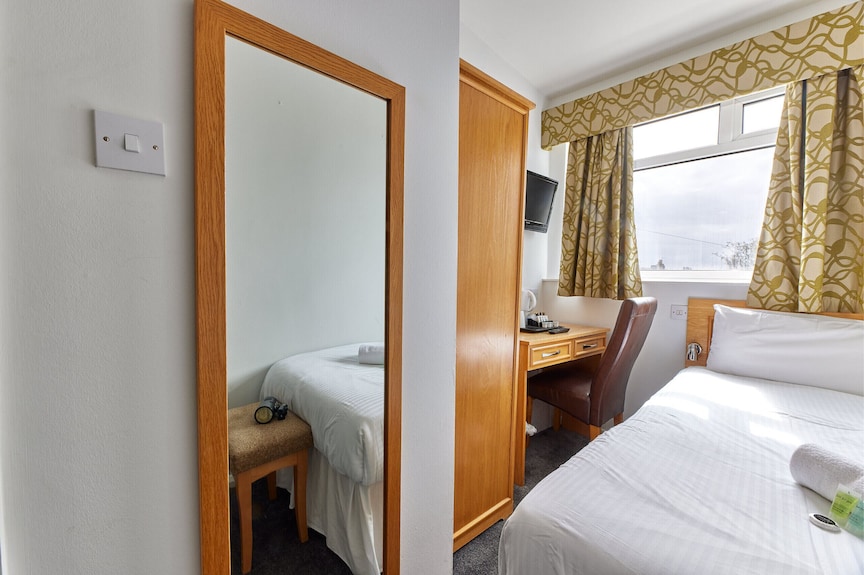 Properties Unique | Dene Rooms Single 38 - Newcastle upon Tyne
