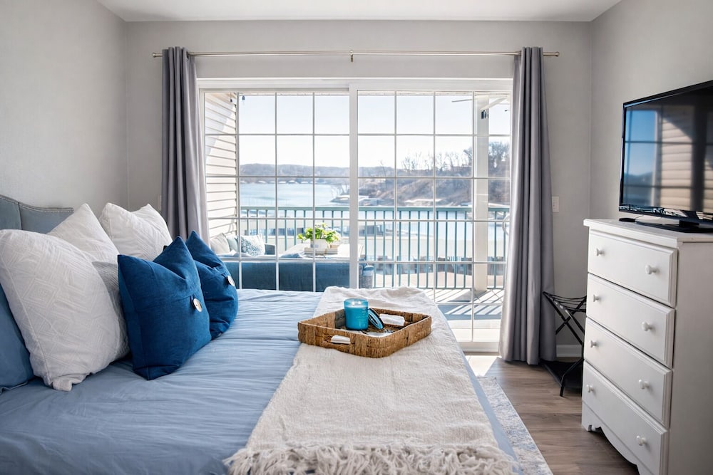 Lakefront Condo w/ Pool & Stunning Water Views - Camden County | Vrbo
