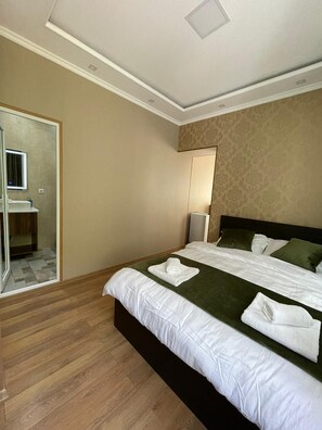 Quarto Quádruplo Deluxe | Quartos insonorizados, Wi-fi grátis