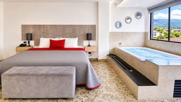 Apartamento Deluxe, banheira de hidromassagem grande, Vista para a cidade | Banheira de hidromassagem privativa