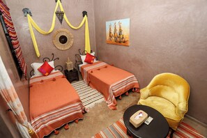 Roupa de cama fornecida 