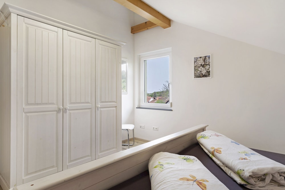 Ferienwohnung 'Kirsche' Mit Gemeinschaftsterrasse, Gemeinschaftsgarten Und Wlan - Endingen am Kaiserstuhl