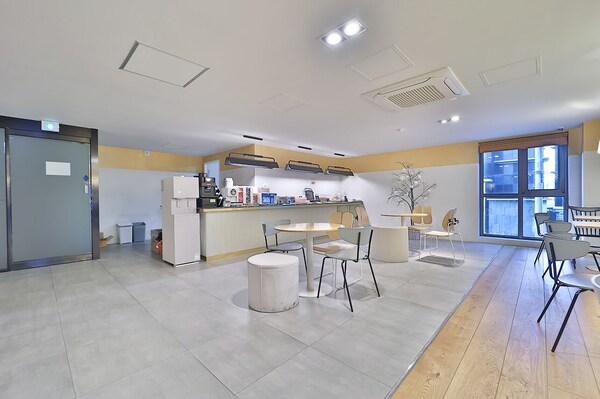 Browndot Samsan - Nam-gu