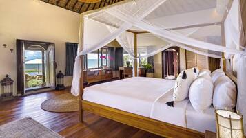 Villa de Luxo | 2 quartos, cofre no quarto, cortinas/cortinados opacos, Wi-fi grátis