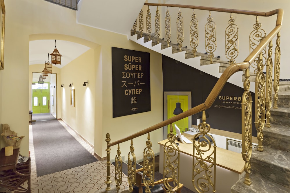 Superb Luxury Suites - Belgrade