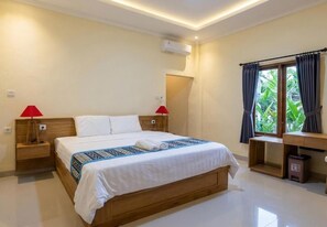 Quarto Superior | Secretária, Wi-fi grátis, roupa de cama fornecida 