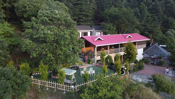Oakwood Hamlet Resort - Shoghi - Shimla - Shoghi