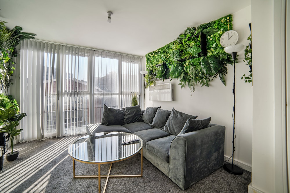 Leicester - Apartment - Sleeps 2 - 97ws - Leicester