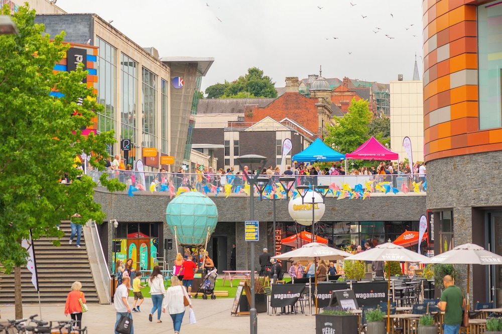 Urban Oasis By Keystone - Newport