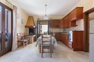 Apartamento | Cozinha privada | Lava-louças