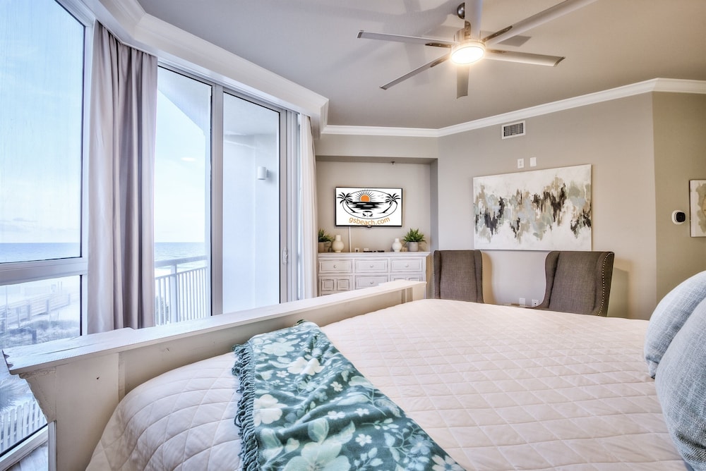 Beachfront Penthouse-Style Luxury - Sleep up to 20 - Gulf Shores | Vrbo