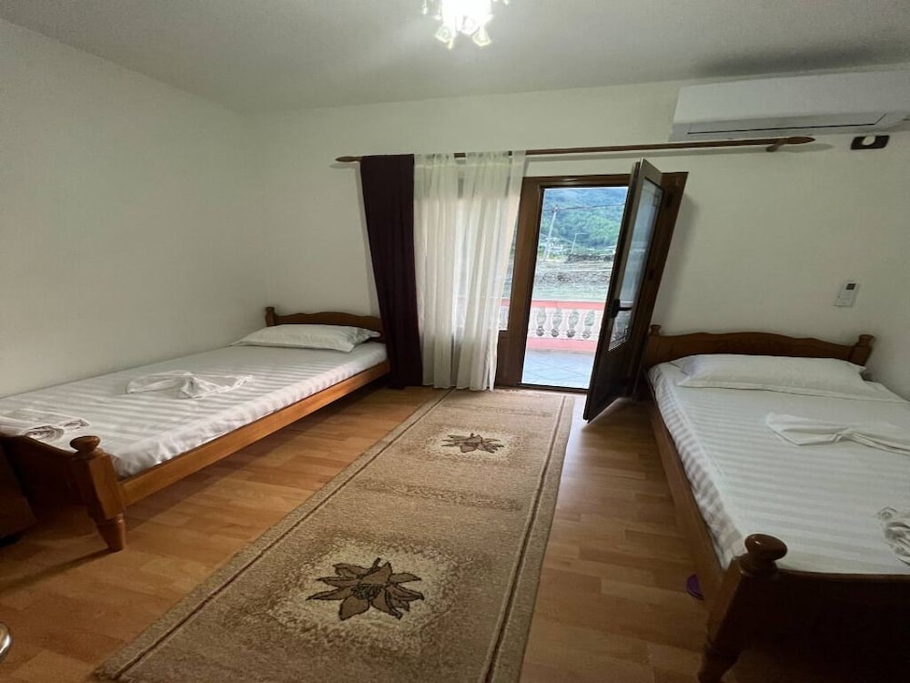 Guesthouse Space In Përmet Provides Accommodations With A Garden. - Përmet
