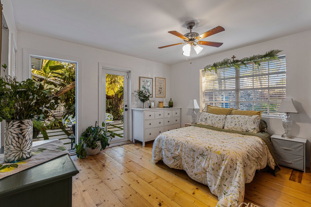 Bombadil's Inn - Historic Cottage & Garden Retreat - Miami | Vrbo