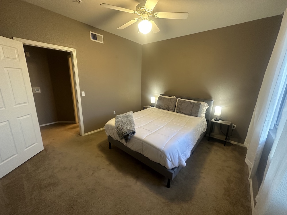 Cozy Condo With Pool In Gated Community By Phx Airport, Tempe, And Old Town ️ - Phoenix-Sky-Harbor Airport (PHX)