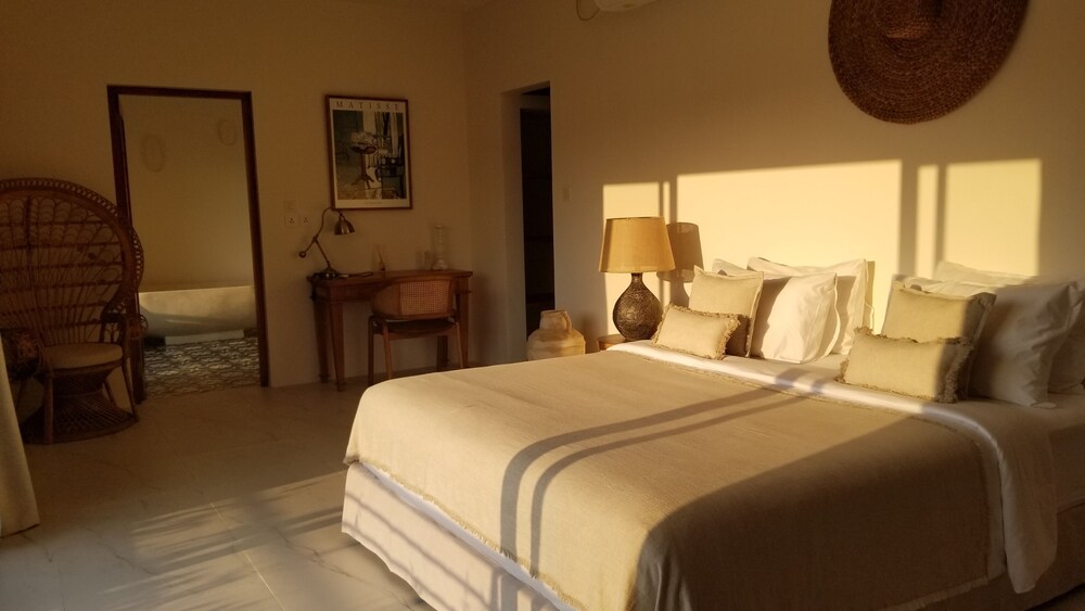 Villa Riviera, an Exclusive 6BDR in the heart of Seminyak and close to ...