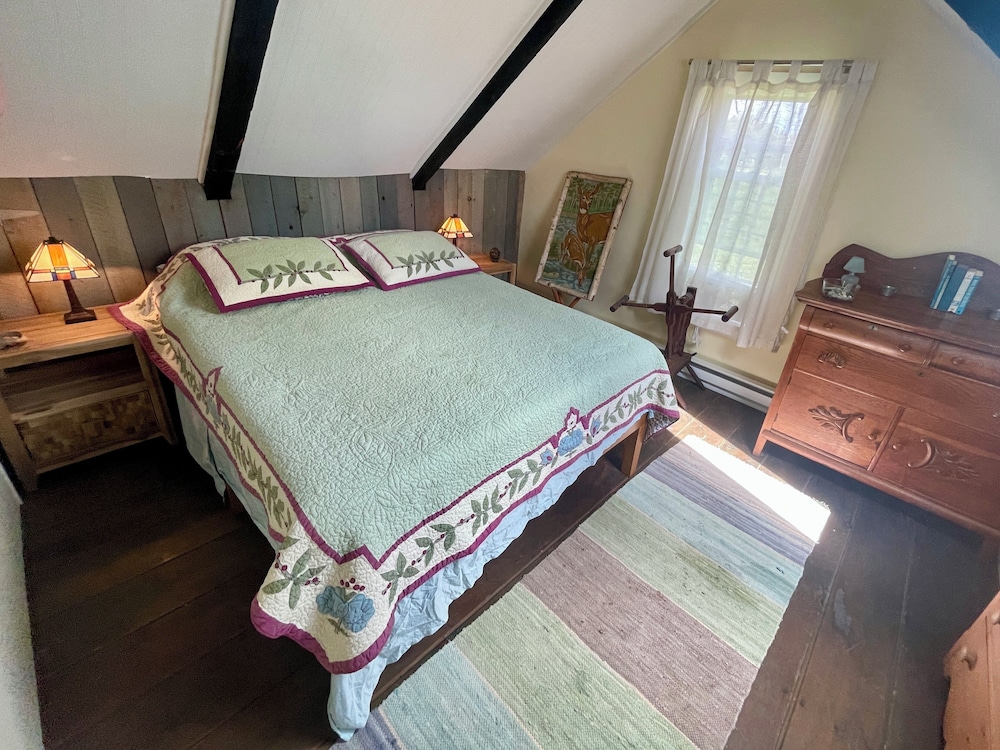 Charming Newly-Renovated Waterfront Cottage in Lubec - Lubec | Vrbo