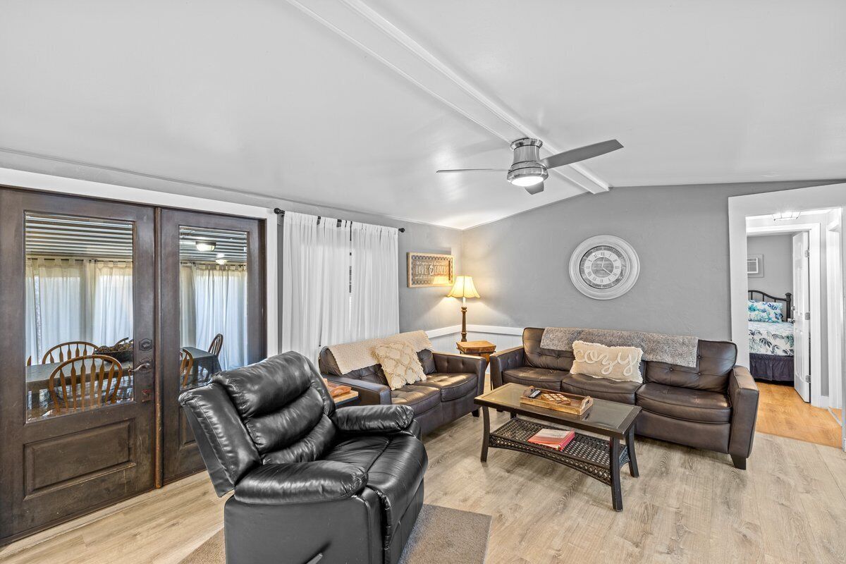 Pet Friendly Boat Parking White Sand Beaches 30-a. Bikes, Beach Chairs, Umbrella - Santa Rosa Beach, FL