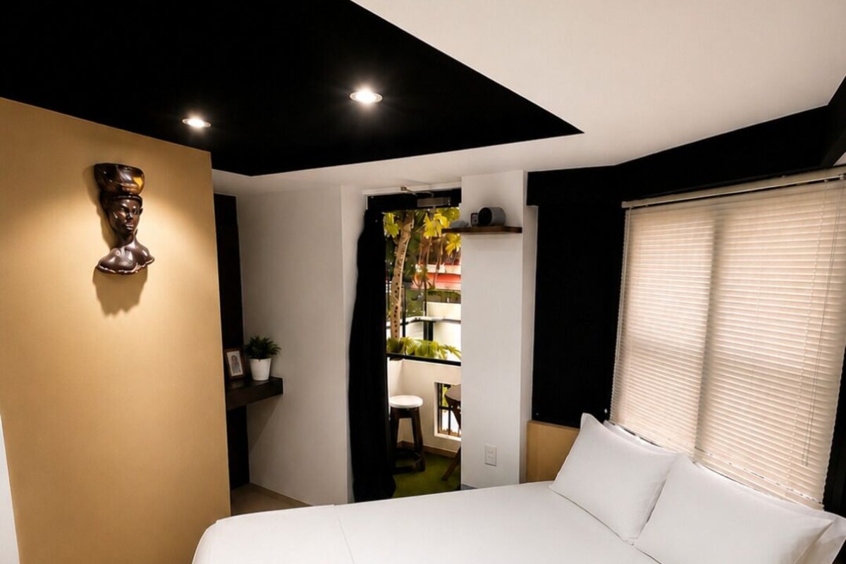 Quarto Superior, terraço | Cortinas/cortinados opacos, Wi-fi grátis, roupa de cama fornecida 