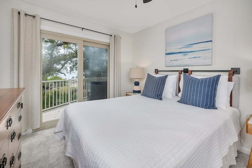 8 Stewart Lane - 5 Bedrooms with pool! - Jekyll Island | Vrbo