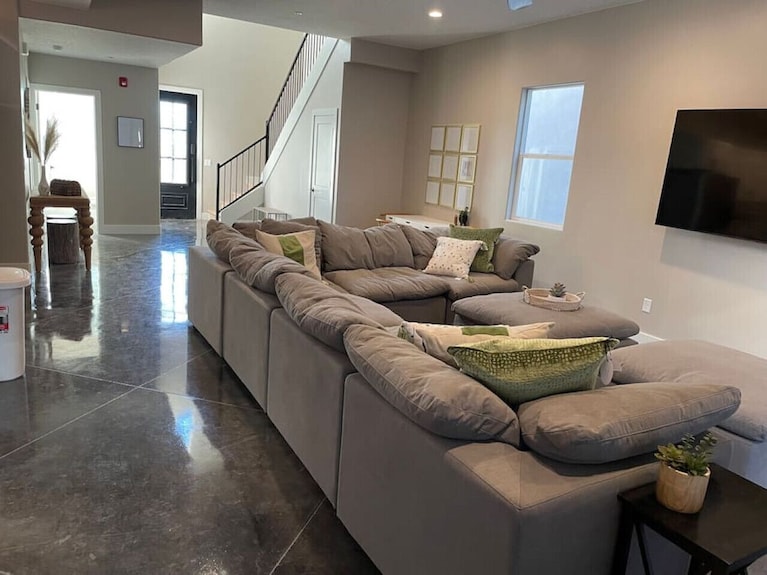 Brand New Home! Pool, Games, Relaxing Space! - 워싱턴