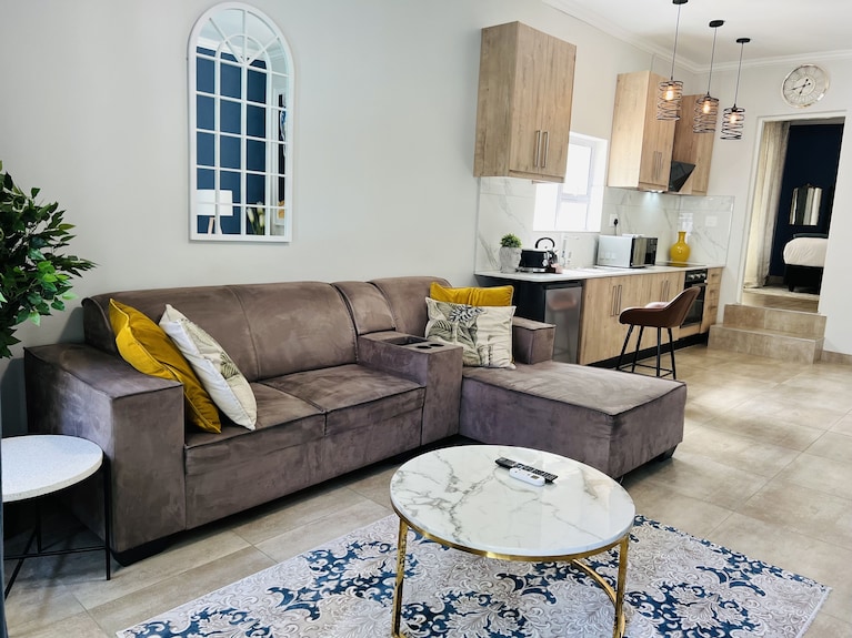 "435 On Vale Boutique Aparthotel: A Luxurious Retreat In The Heart Of Elegance - Randburg