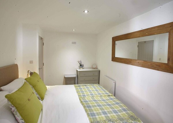Host Stay Park View Apartment - Whitby, UK