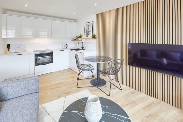 Host Stay Simply Scandi Golden Lion Apartments - Whitby