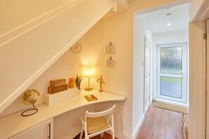 Casa | 3 quartos, secretária