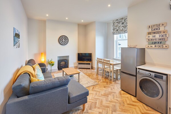 Host Stay 2 Maritime Apartments - Scarborough