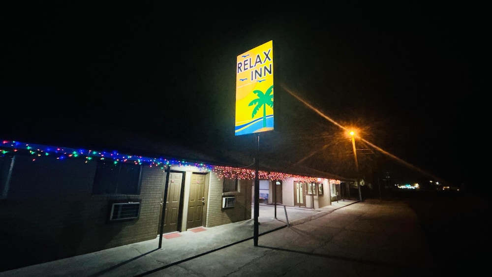 Relax Inn By Oyo Sulphur Hwy 90 - Lake Charles, LA