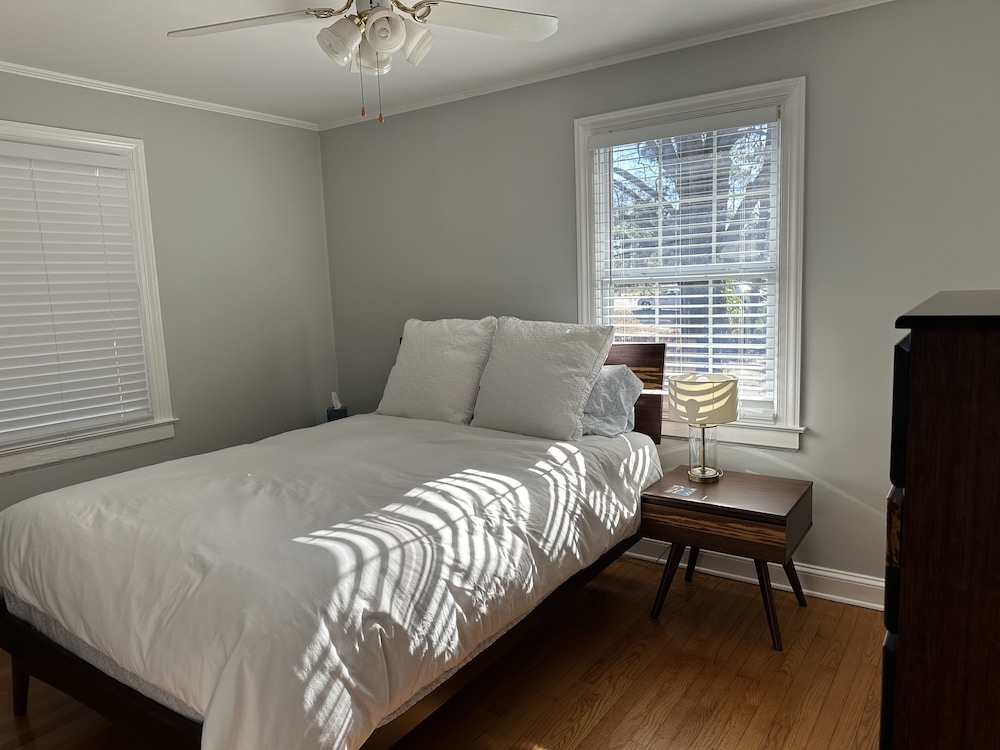 Cozy Private Efficiency Located Near Downtown Raleigh, Pnc Arena, Ncsu, Rtp, Rdu - Raleigh