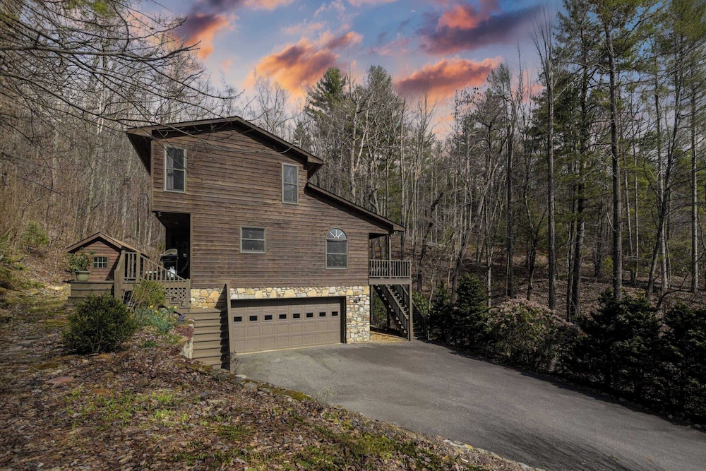 Creekside Mountain By Avantstay Private Sauna - Asheville, NC