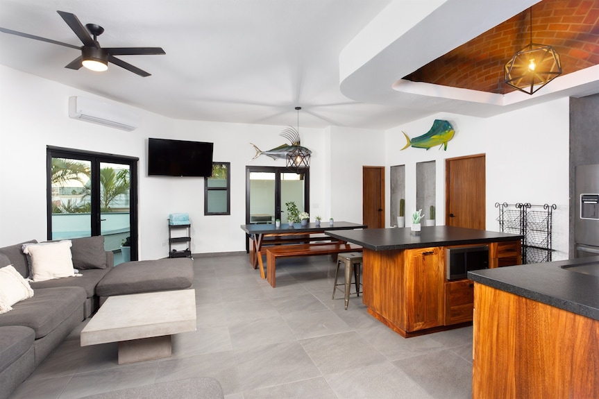 Luxury Modern Villa- 5min Walk To Marina/downtown. Gated Community. Game Room. - Cabo San Lucas