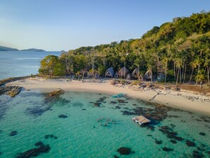 Quarto duplo tradicional | Vista para praia/oceano