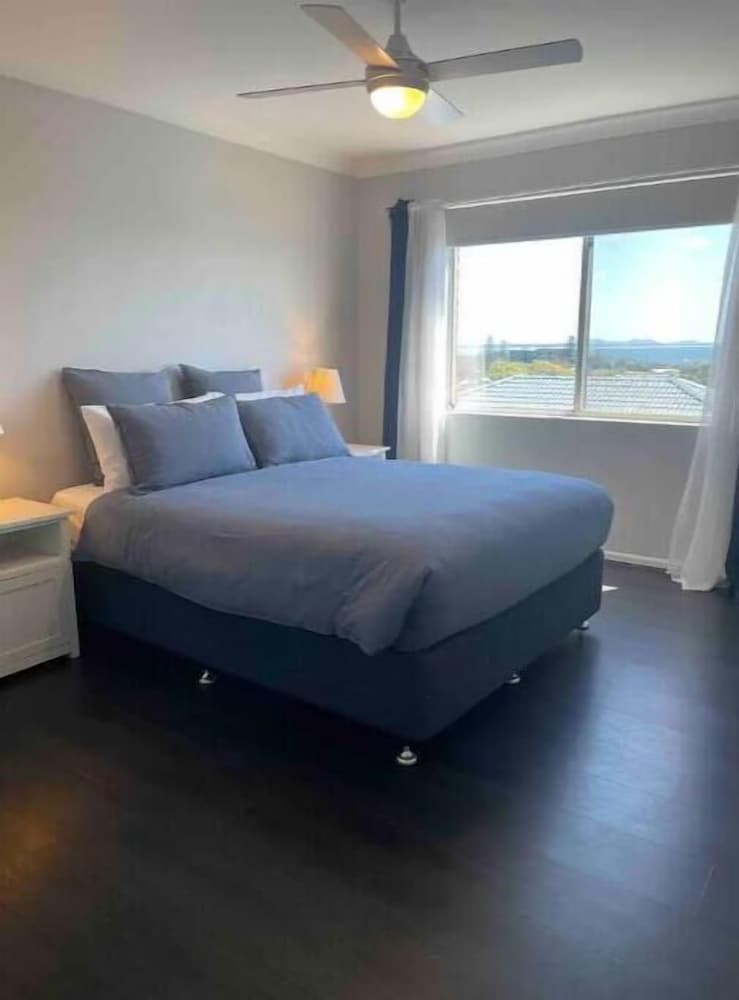 Beachfront Apartment - Port Macquarie - Port Macquarie