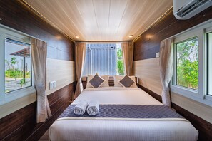 Quarto Exclusivo, vista para a praia, junto à praia | Roupa de alta qualidade, camas de colchão viscoelástico 